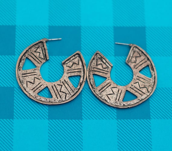 Vintage Medieval Ancient Symbolic Design Hoop Earring… - Gem