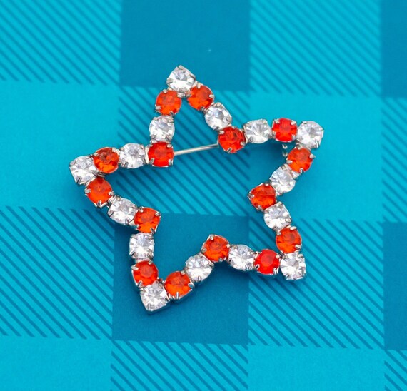 Vintage Red & Colorless Rhinestones Star Brooch - Z1 - Gem