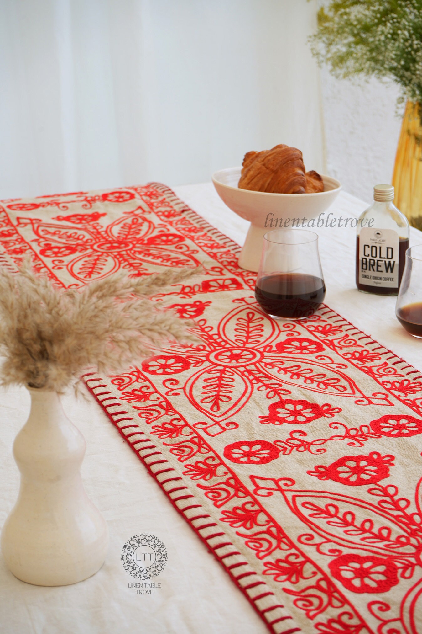 Red Indian Table Runner Natural Linen Tablecloth Tassels Handmade Table ...