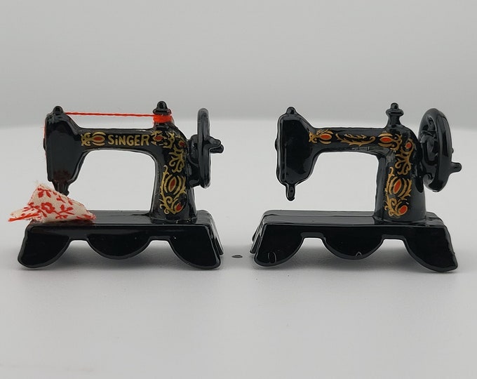 Vintage Singer Sewing Machine Tin: Swing Handles, Reproduction Trinket ...