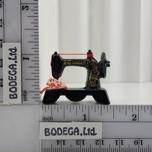Vintage Miniature Singer Sewing Machine 2 Styles - Etsy
