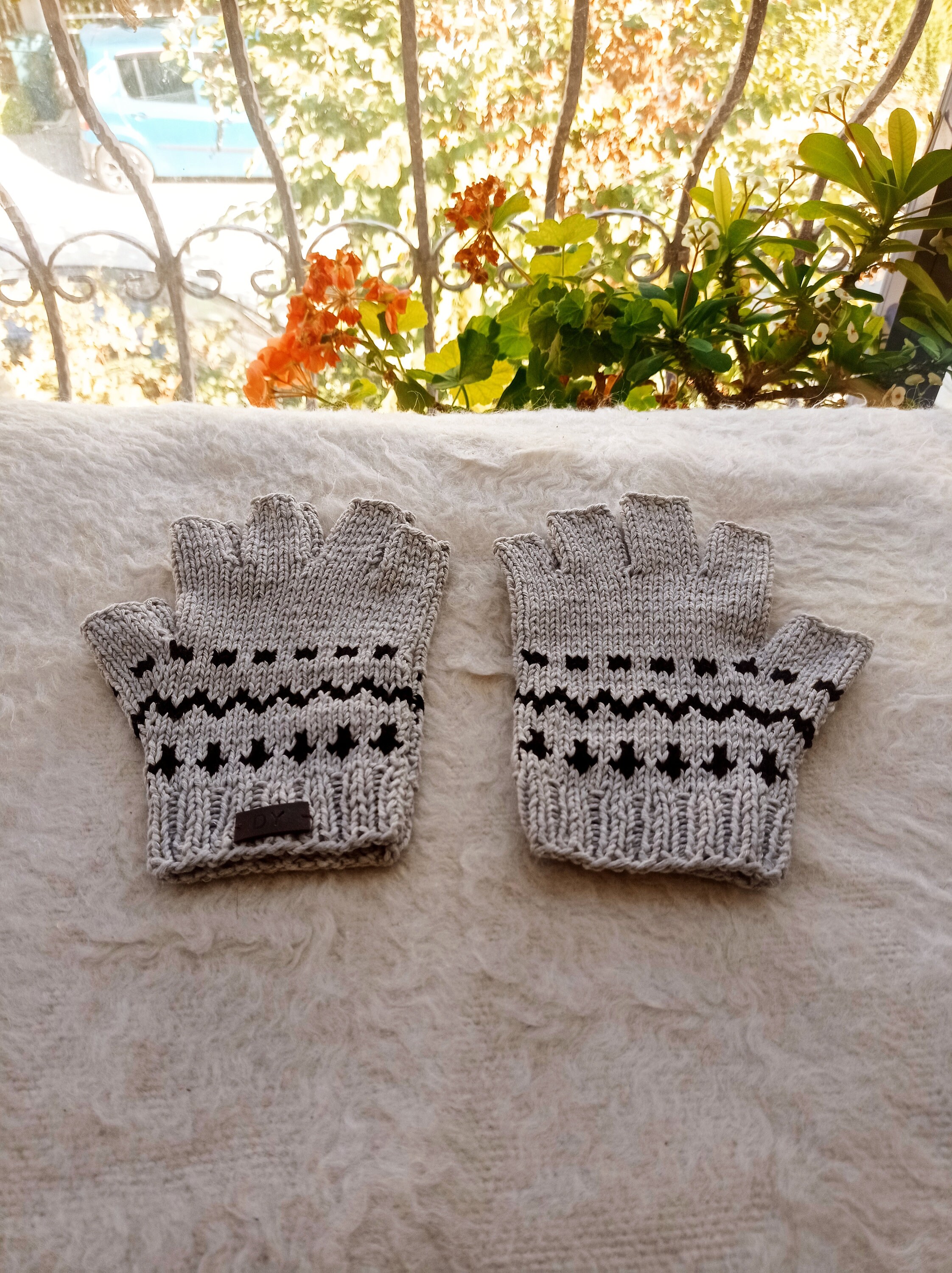 Personalized Organic Cotton Men's Gloves Light Gray Handknitted Half ...