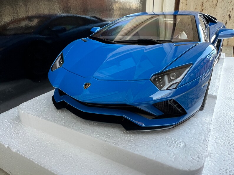Lamborghini Aventador S 2017 1:18 Autoart 1/18 - Etsy