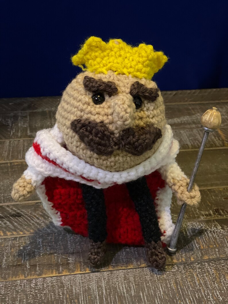 Onion King Crochet Pattern - Overcooked - Etsy