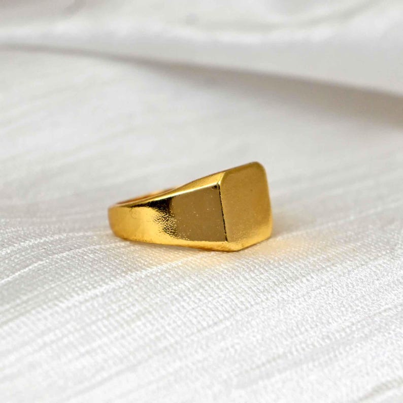 14k Gold Square Signet Ring: Handmade Minimalist Band - Etsy