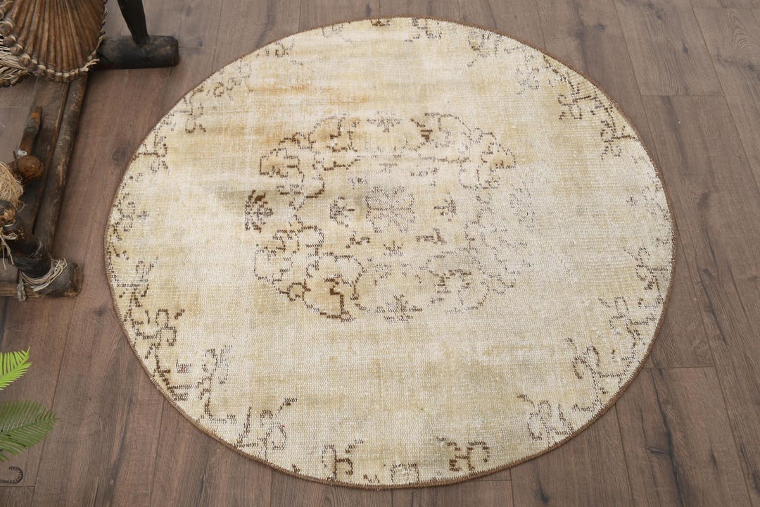 Round Turkish Rug Vintage 110x111cm Wool Rug - Etsy