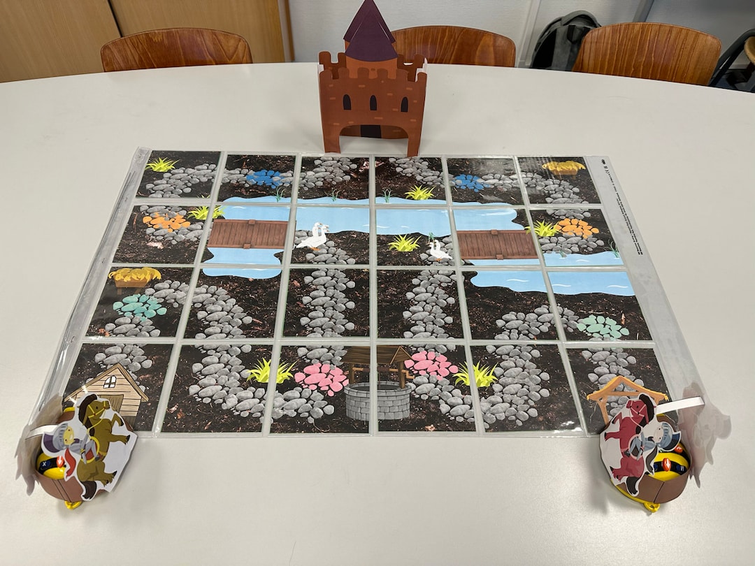 Beebot Game "first to the Castle" - Etsy