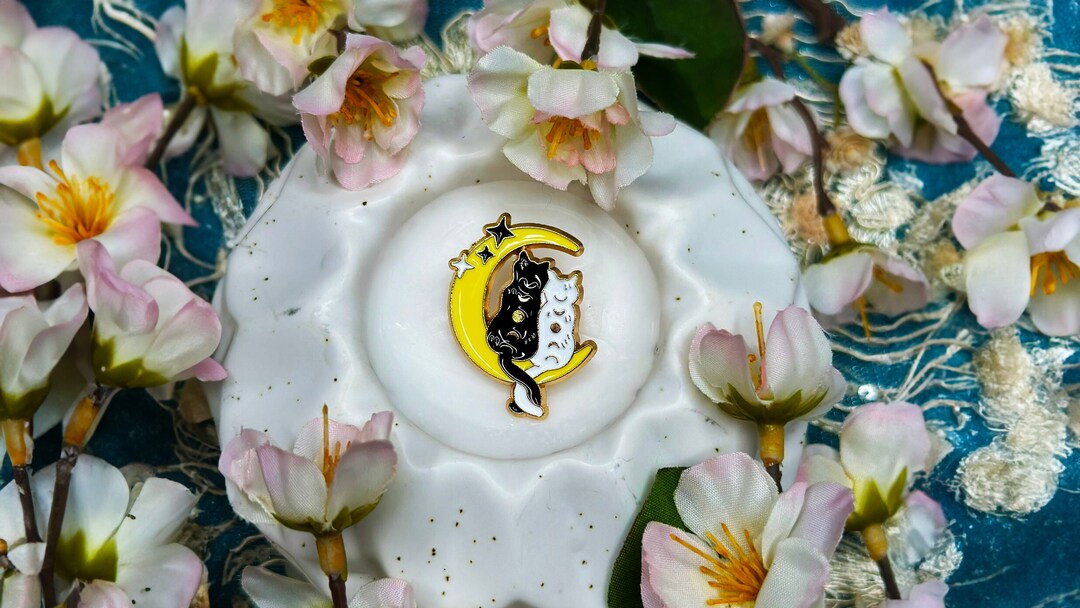 Lunar Dual Cat Tales Enamel Pin: Crescent Moon Enamel Pin Romantic Cat ...