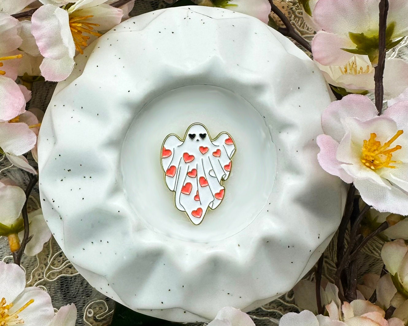 Spooky Ghosts Lovely Enamel Pin Collection Heart Ghost, Halloween Pin, Floral Gothic - Etsy