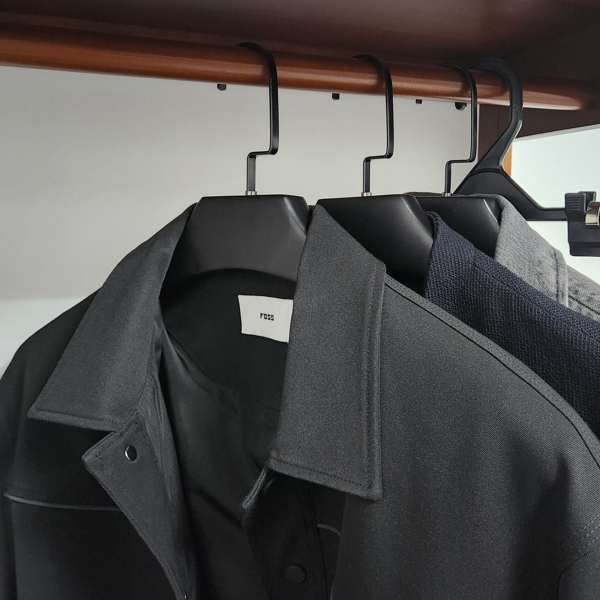 Luxury Matte Black Wide-shoulder Wooden Hangers, Anti-slip Coat Hangers ...