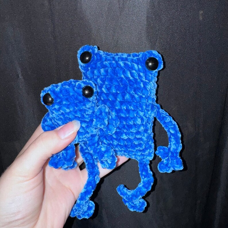 Crochet Long Leg Frogs, Dark Blue Frog Toy, Crochet Mini and Large Frog ...