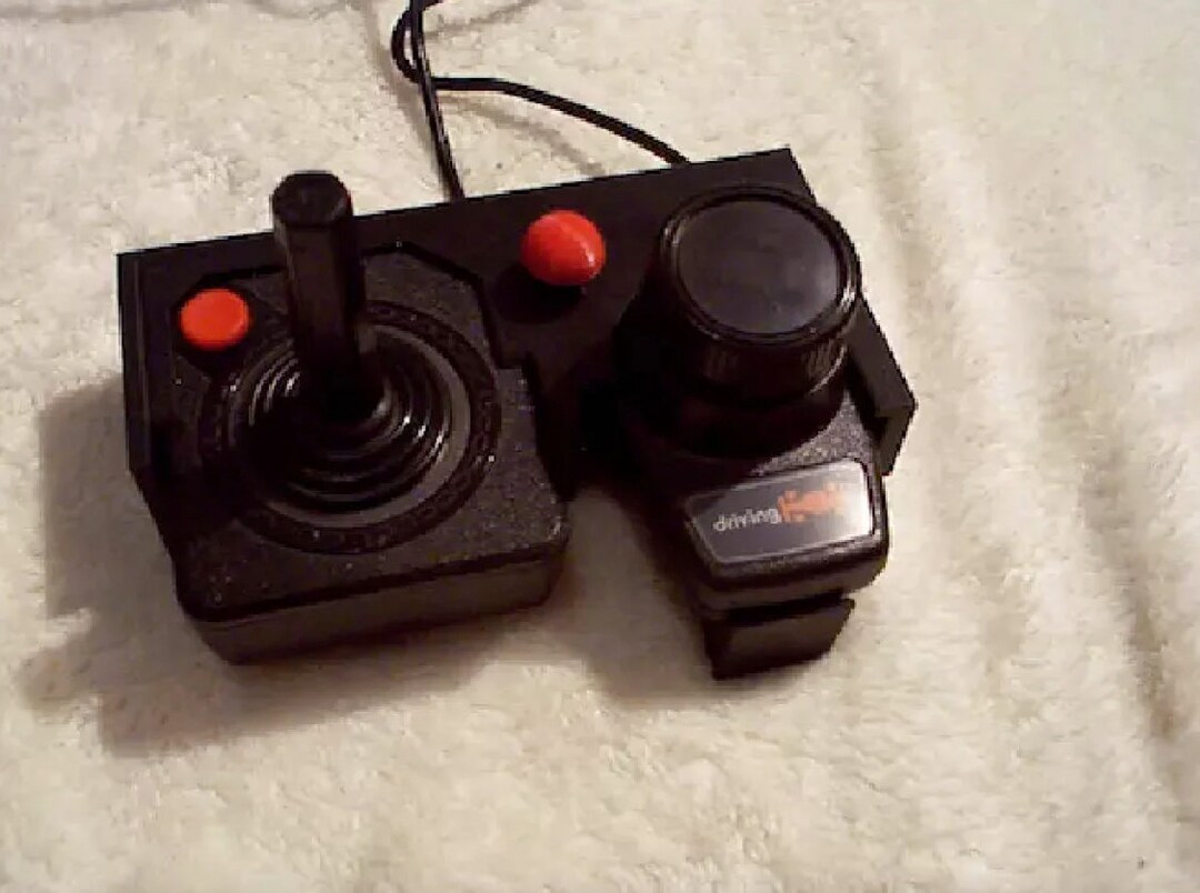 Atari 2600 Joystick / Pong Coupler (champ Games - Turbo Homebrew ...