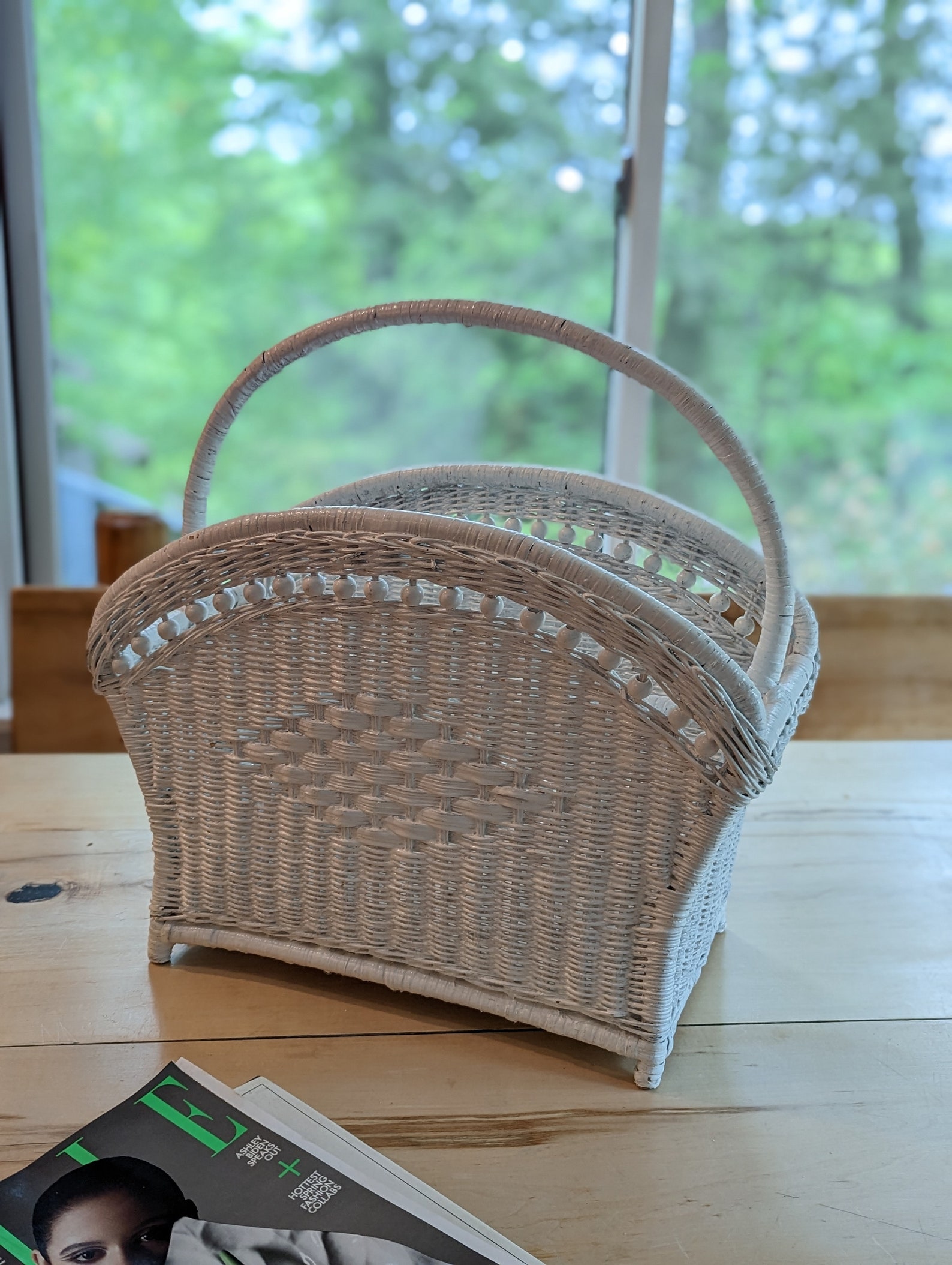 White Wicker Magazine Storage Rack, 1970 Cottage Decor Wicker Storage ...