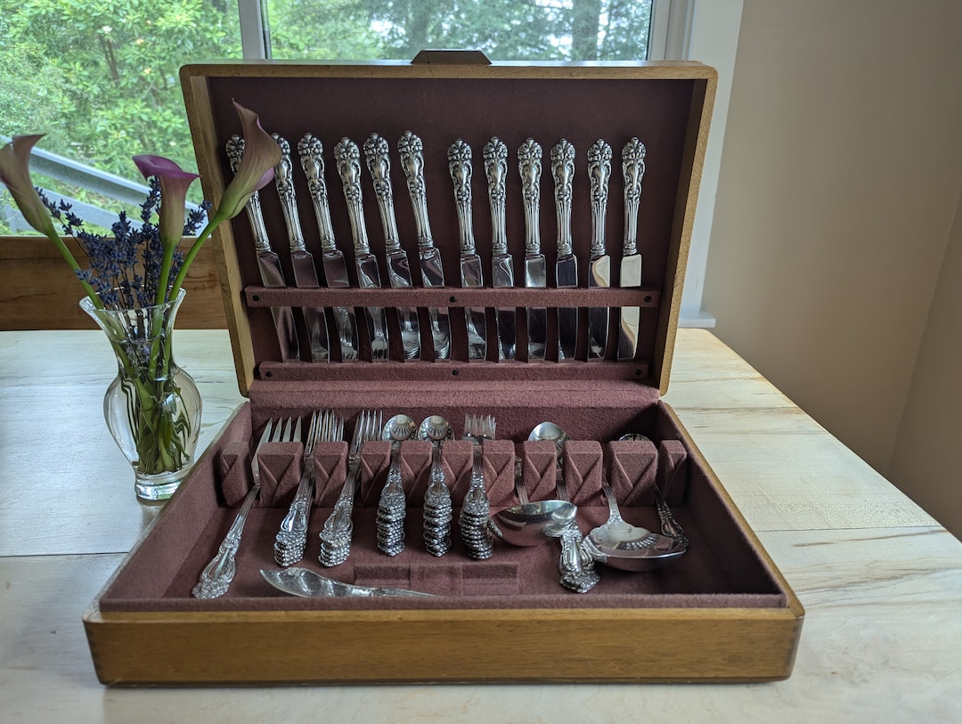 Reed and Barton Festivity Aka Tiger Lily Silverplate Flatware Set for ...
