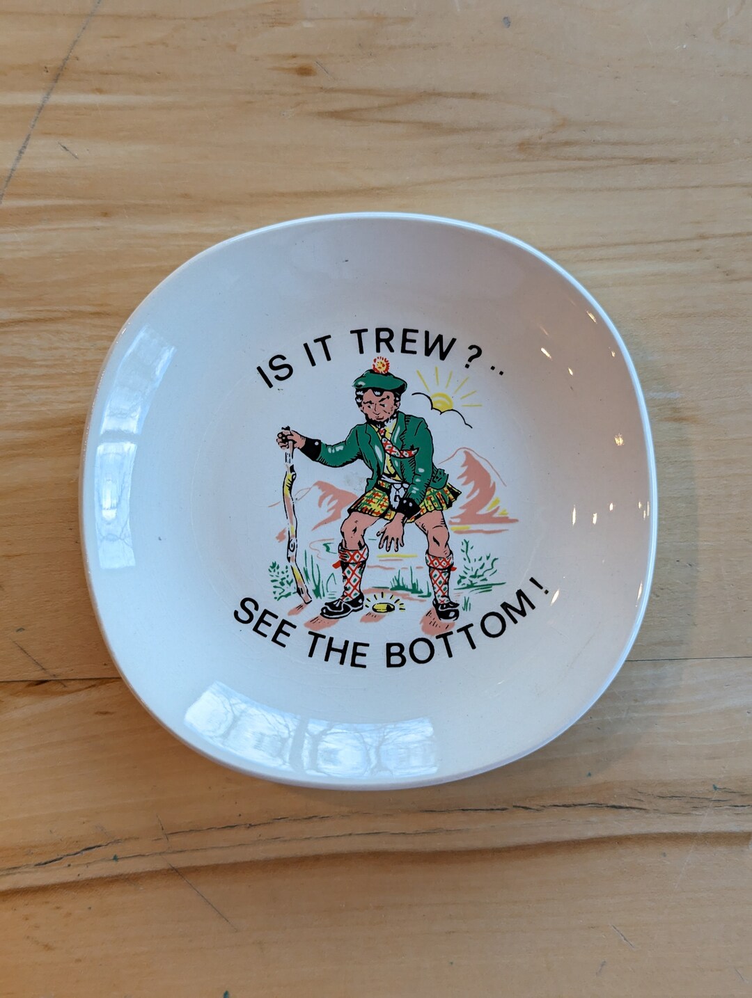 Is It Trew? See the Bottom Dish Scottish Kilt Celtic Plate Trinket Tray ...