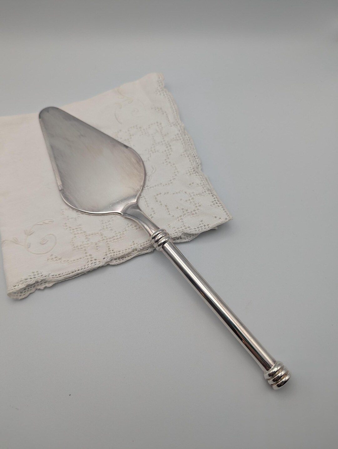 Vintage Silverplate Large Cake and Pie Server,made in Italy, Ornate ...
