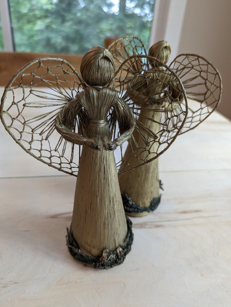 Vintage Set of Two Hand Made Corn Husk Angels Praying, Primitive Gold ...