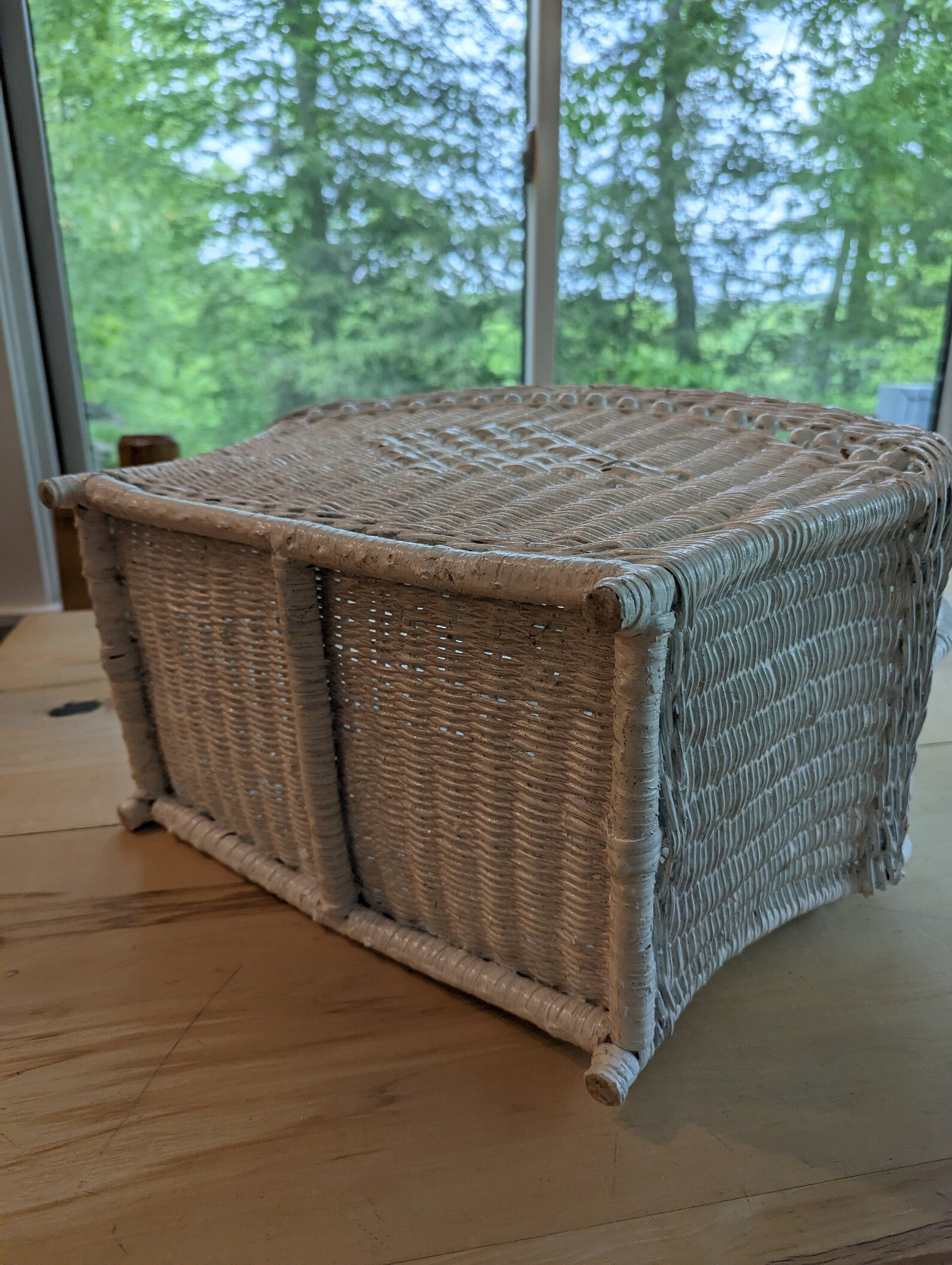 White Wicker Magazine Storage Rack, 1970 Cottage Decor Wicker Storage ...