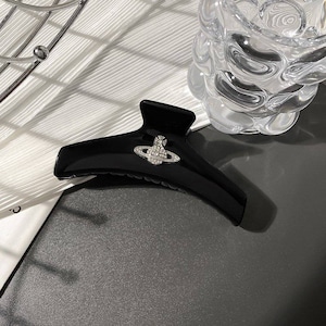 Vivienne Westwood Orb Logo Hair Clip, Nana Anime Hair Clip ,saturn Hair ...