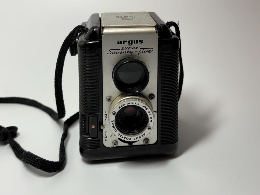 Argus Super 75 Camera - Mid-century Bakelite & Aluminum - Lomography - Etsy