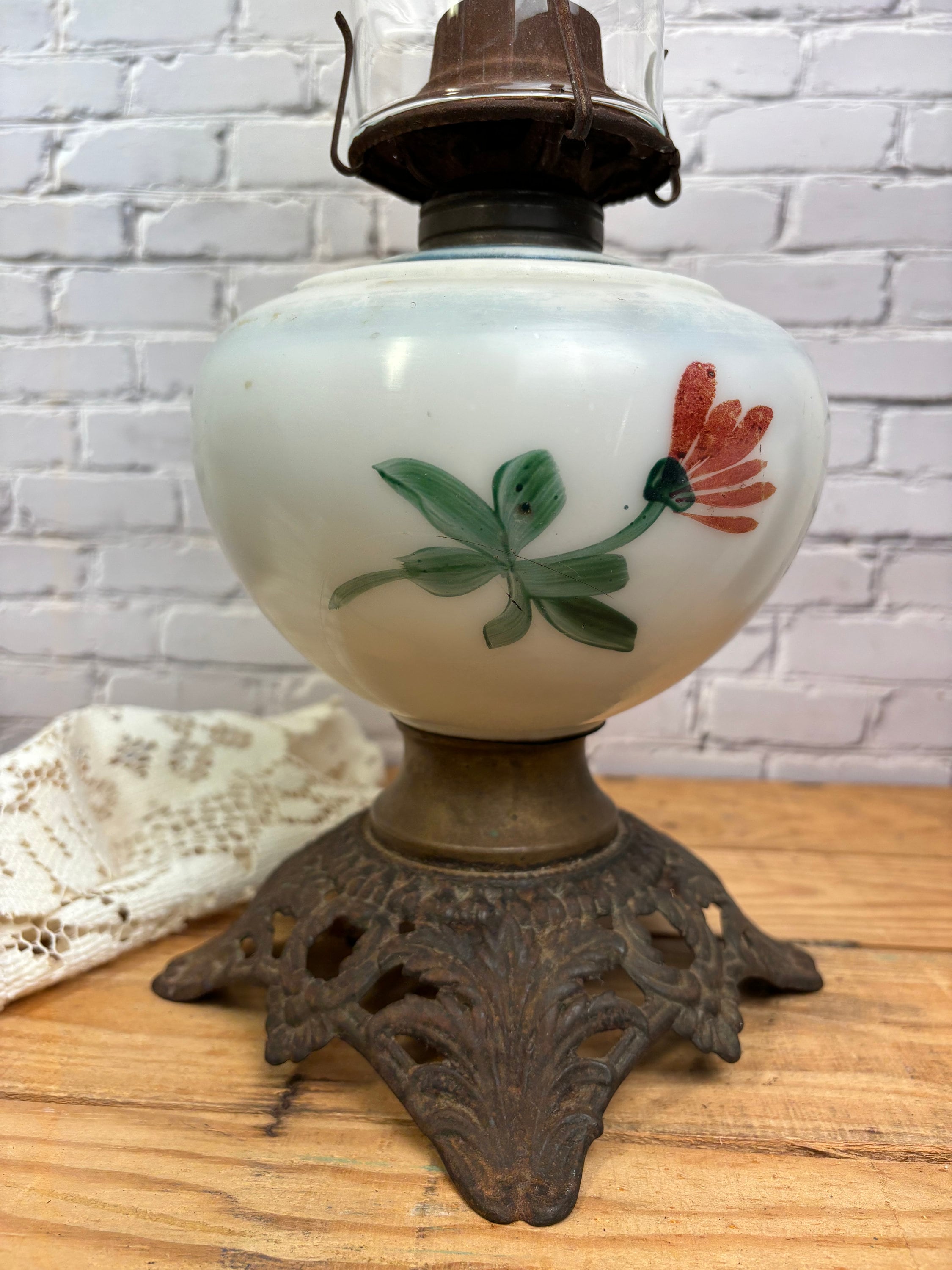Victorian Hand Painted Oil Lamp - Late 1800s or Early 1900s - Etsy