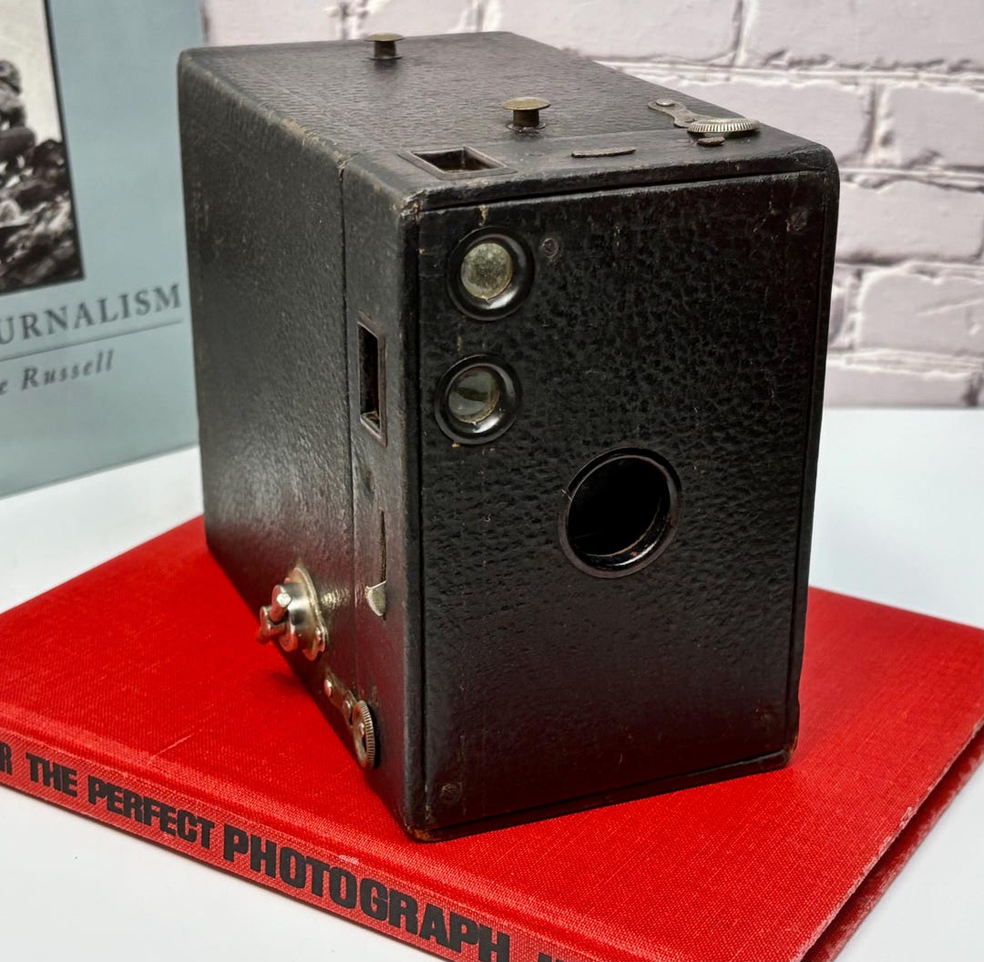 Antique Box Camera - No.2a Brownie Model B - Nice Kodak Collectible ...
