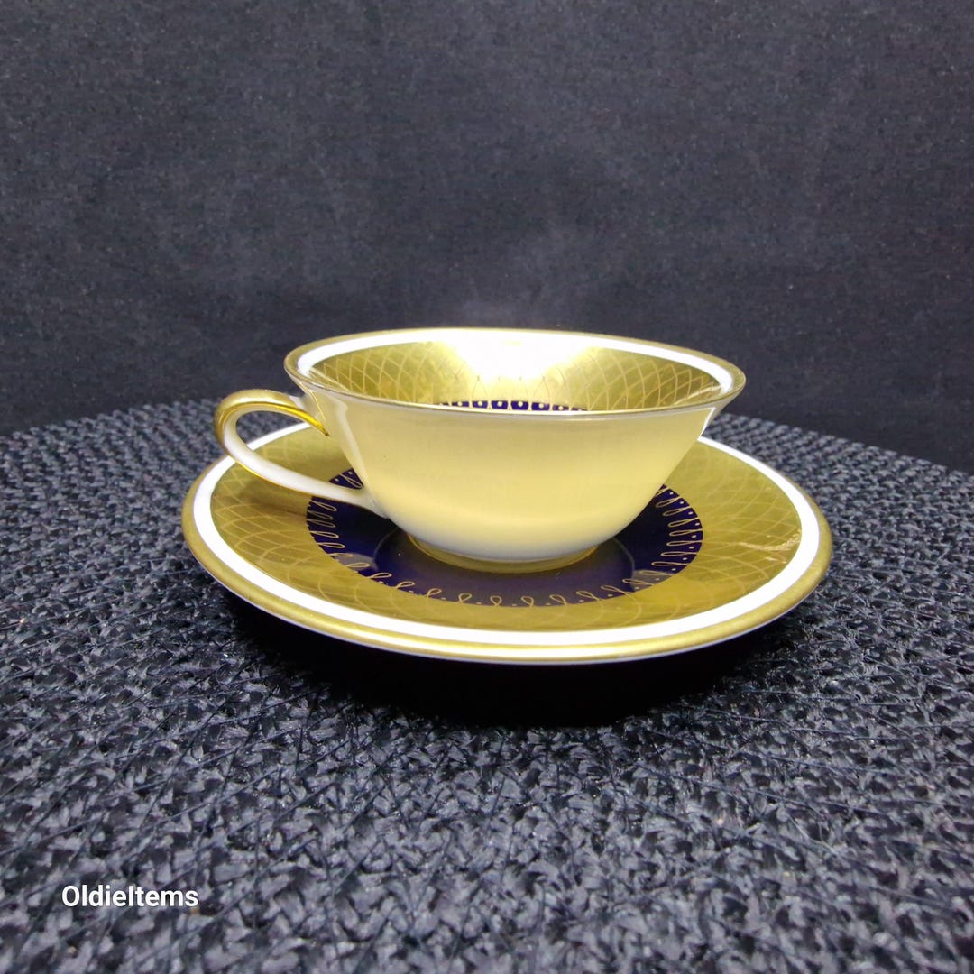 A Set of a Weimar Porcelain Cup and Saucer 4 Oz Cups and 10 Cm Saucers ...
