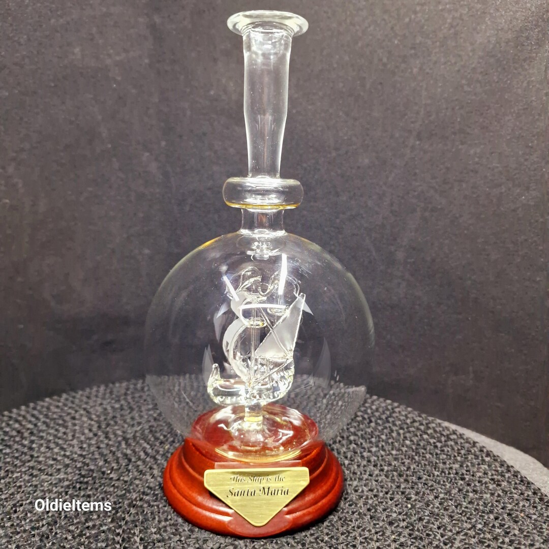 Exceptional Vintage 20 Cm, 8 Inch High Narrow Neck Glass Bottle Diorama ...