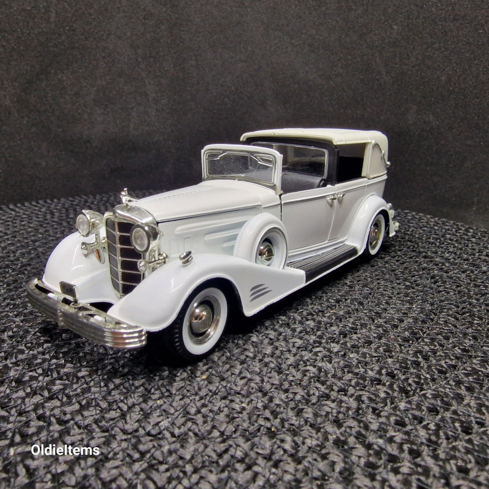 Vintage Anson 1933 Cadillac Town Car National Motor Collectible 1/32 ...