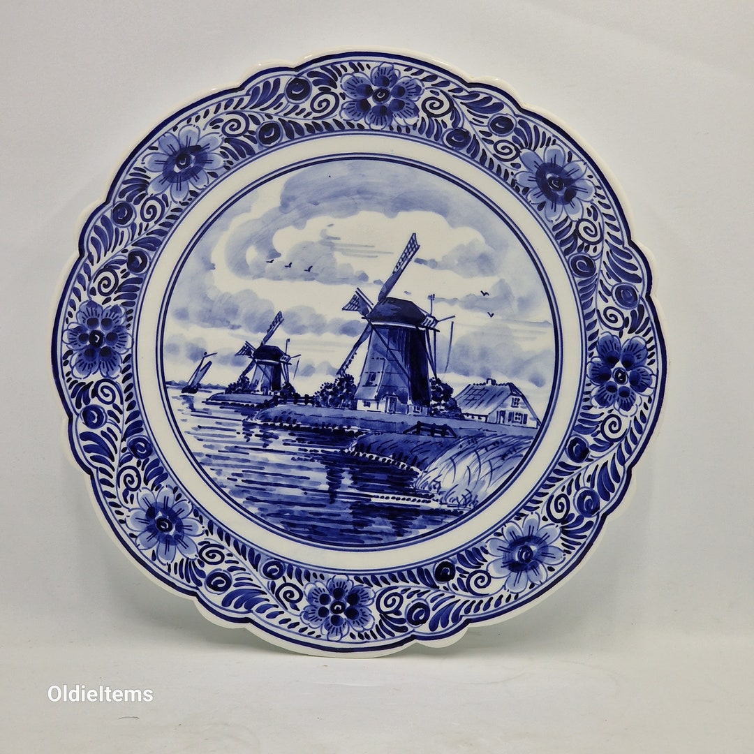 Vintage 24 Cm Handpainted Delft Blauw With Hand Signature - Etsy