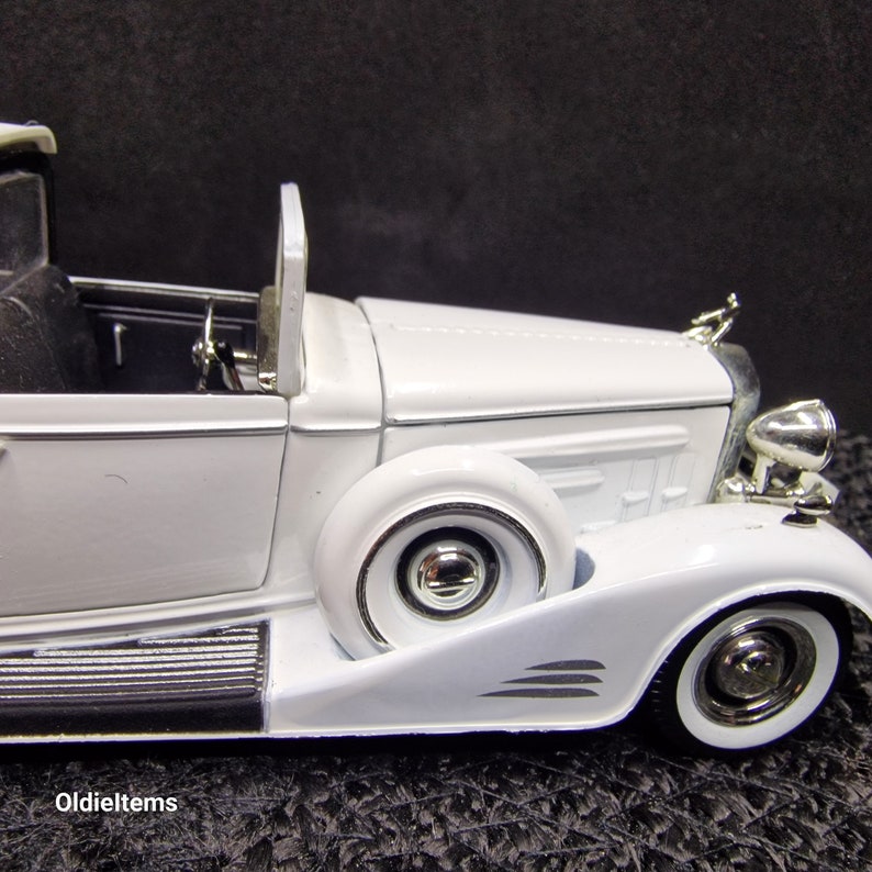 Vintage Anson 1933 Cadillac Town Car National Motor Collectible 1/32 ...