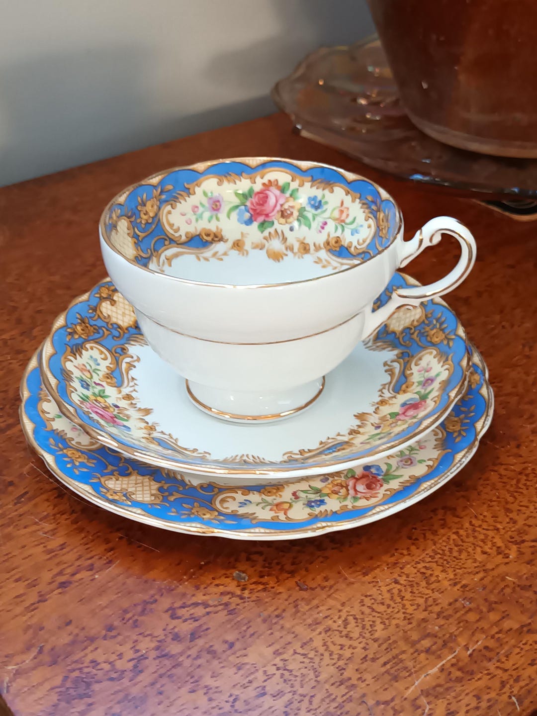 Beautiful Rare Paragon Blue Floral "pompadour" Vintage Bone China Wide ...