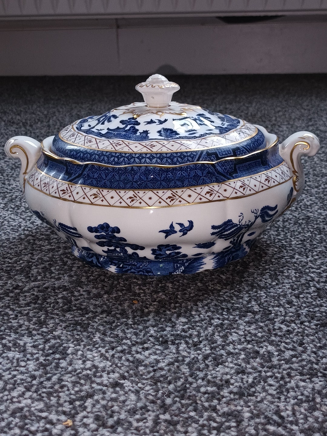 Vintage Beautiful Booths "real Old Willow" Large Tureen in Good ...