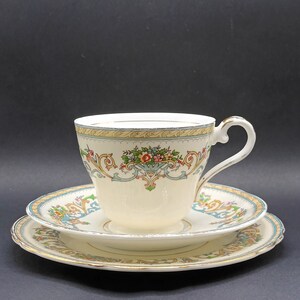 Beautiful Vintage Aynsley " Henley" English Fine Bone China Trio Tea ...