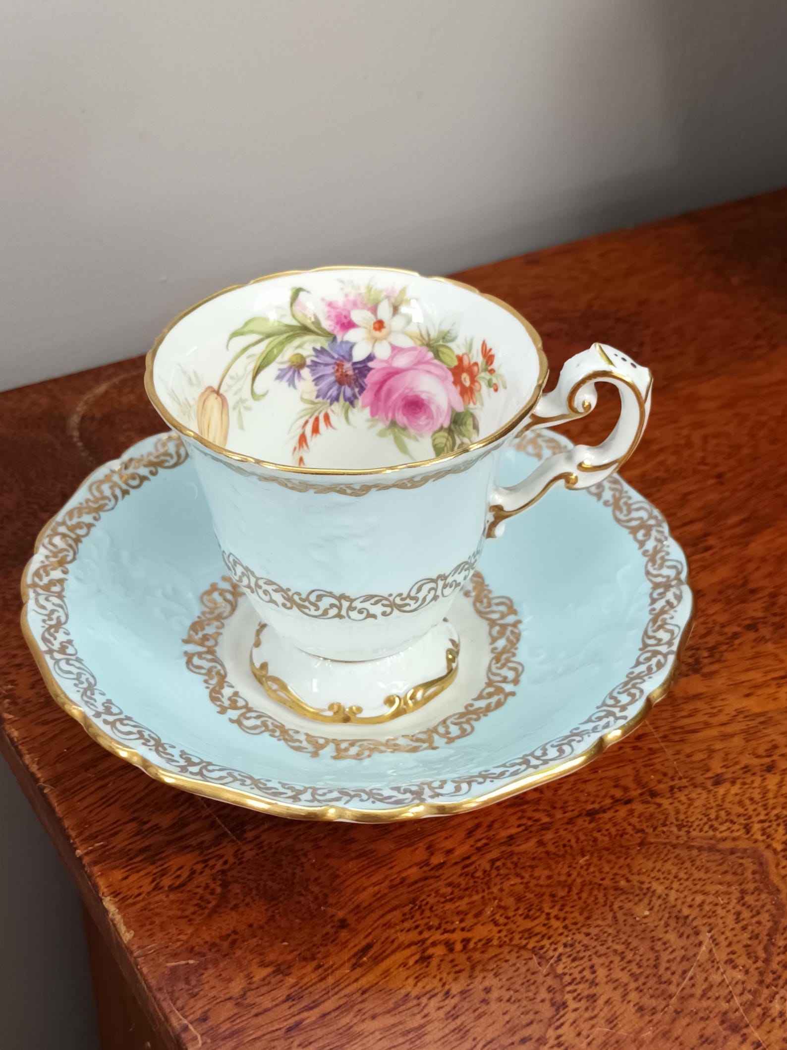 Fabulous Rare Vintage Foley Bone China Ornate Pale Blue , Pink Peony ...