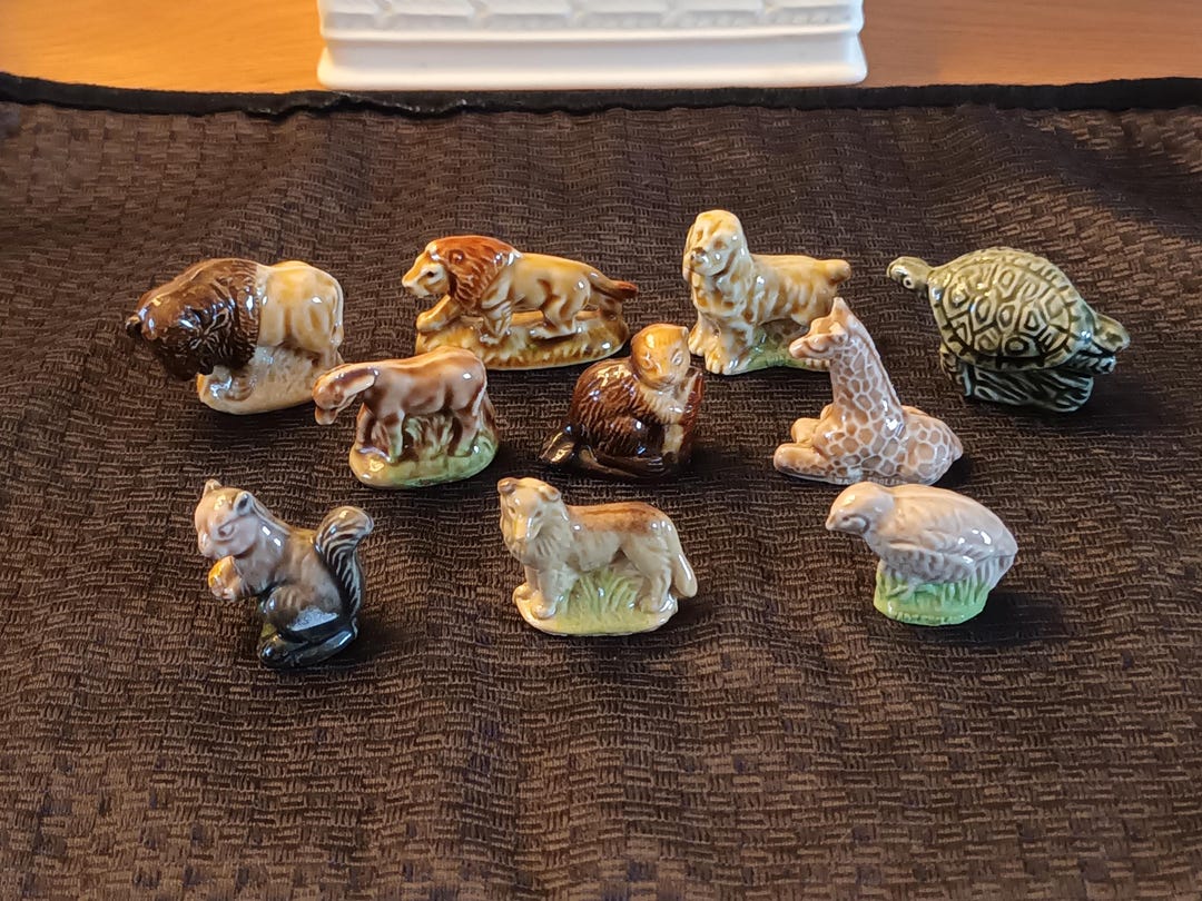 Lovely Set of 10 Vintage Wade Whimsies .an Assortments of Various ...