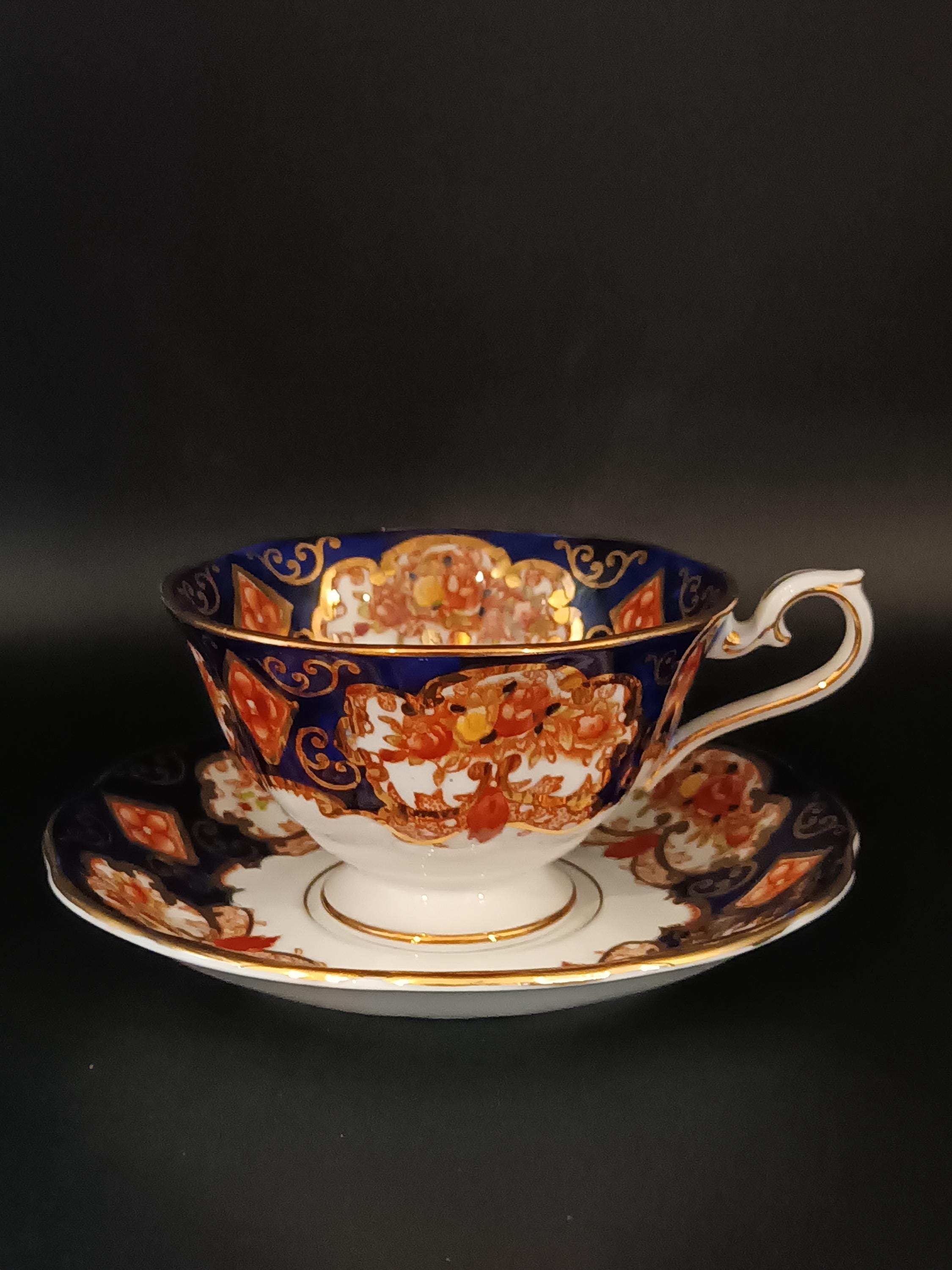Beautiful Royal Albert Bone China Vintage Cup and Saucer Heirloom ...