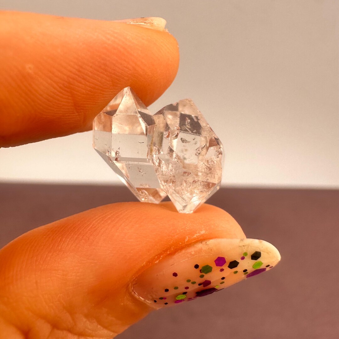 Diamond Quartz With Twin Same Formation as herkimer Diamonds Great ...