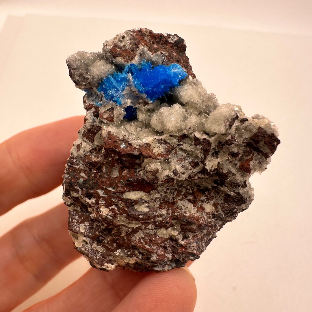 Fine Pentagonite "bud" Crystals - Insanely Blue on Sparkly Heulandite ...