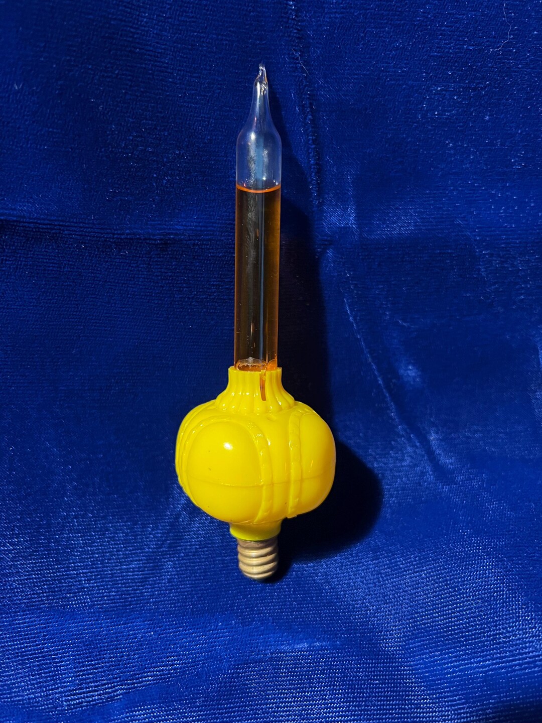 Vintage Rarer 1948 Royal Electric Crown Bubble Light C7 Bulb Yellow #2 ...