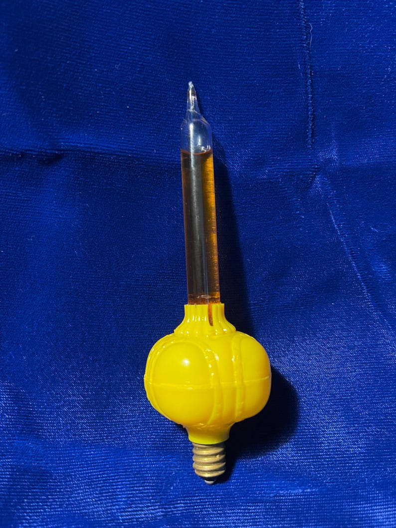 Vintage Rarer 1948 Royal Electric Crown Bubble Light C7 Bulb Yellow #2 ...