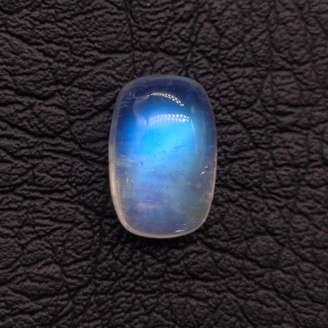 Royal Blue Rainbow Moonstone 4.50 CT 8x12x6mm. Rectangle Shape Cabochon ...