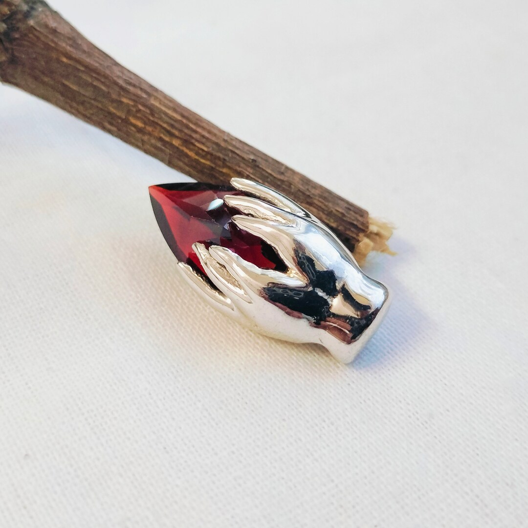 925 Silver Drop Pendant Necklace, Natural Garnet Hands Design Pendant ...