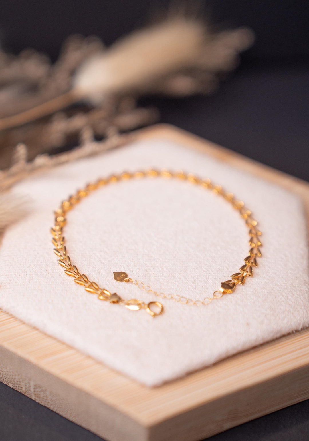 18K Gold Wheat Chain Bracelet: Adjustable Herringbone Design - Etsy