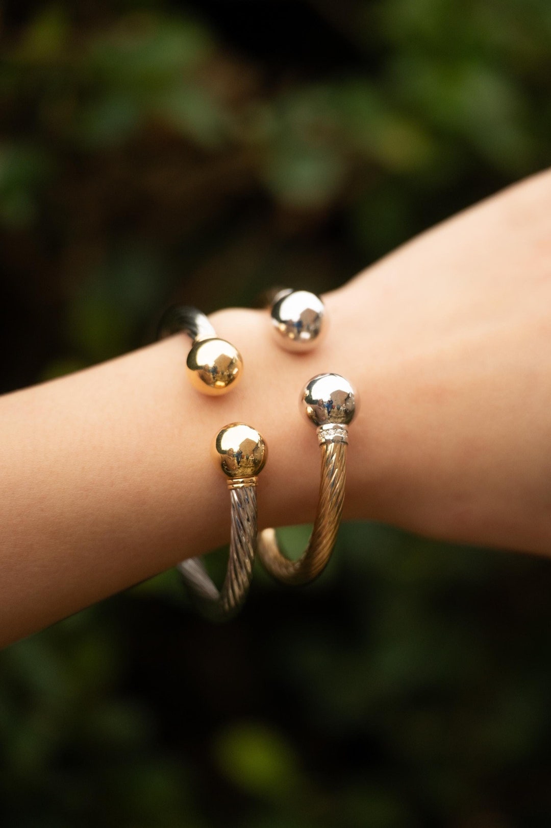 18K Solid Gold Open Link & Shiny Ball Cap End Open Cuff Bangle Bracelet ...