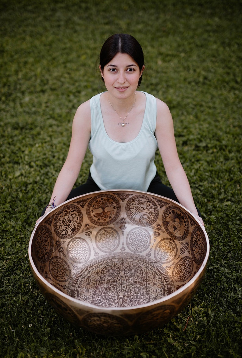 Extra Large Standing Singing Bowl, Foot Carved Singing Bowl, Standing ...