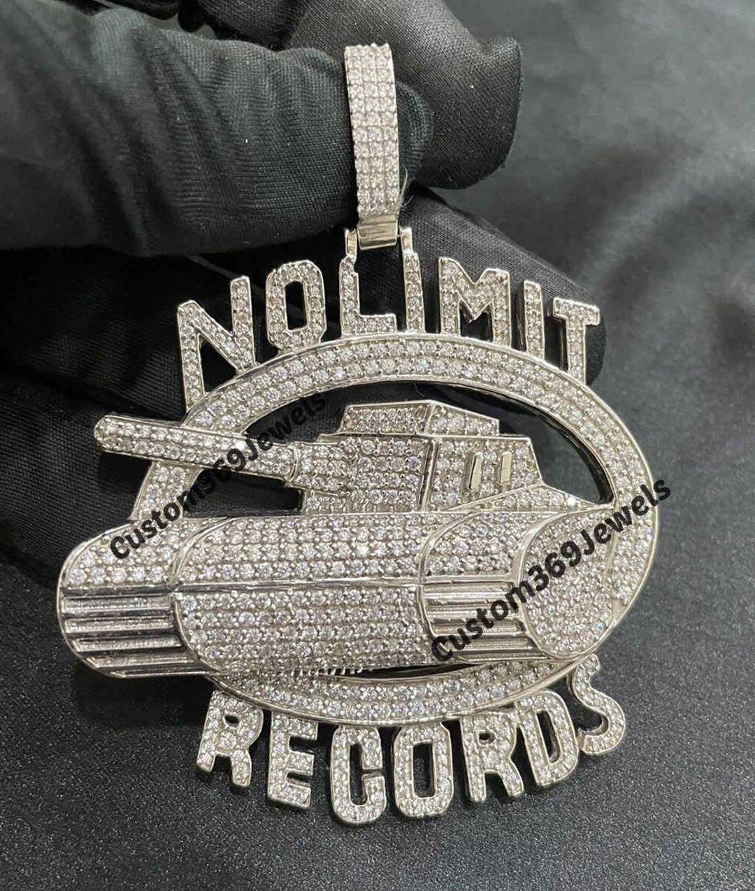 Personalized no Limit Records Letter Logo Pendant / Unique VVS Clarity ...