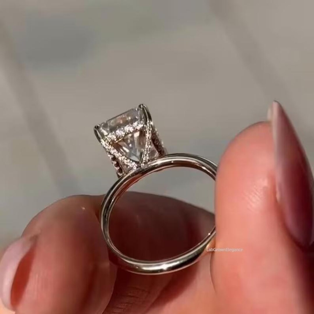 Radiant Cut Diamond Basket Setting Engagement Ring, IGI Certified EF ...