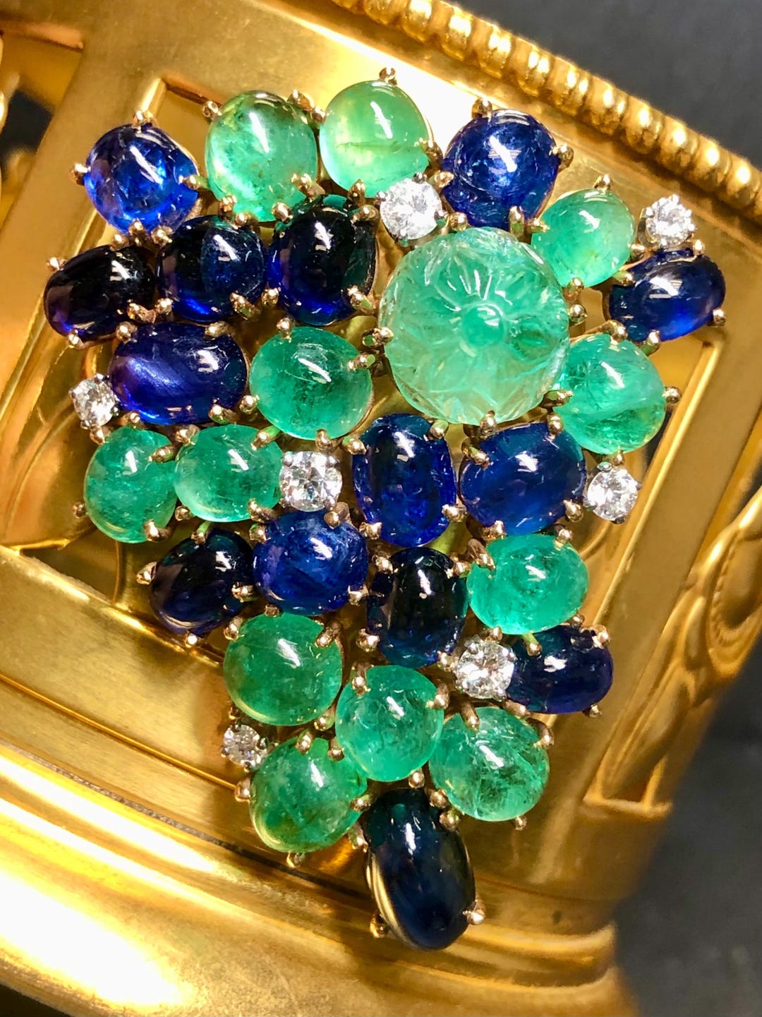 Vintage 18K Cabochon Carved Emerald Sapphire Diamond Cluster Brooch Pin ...