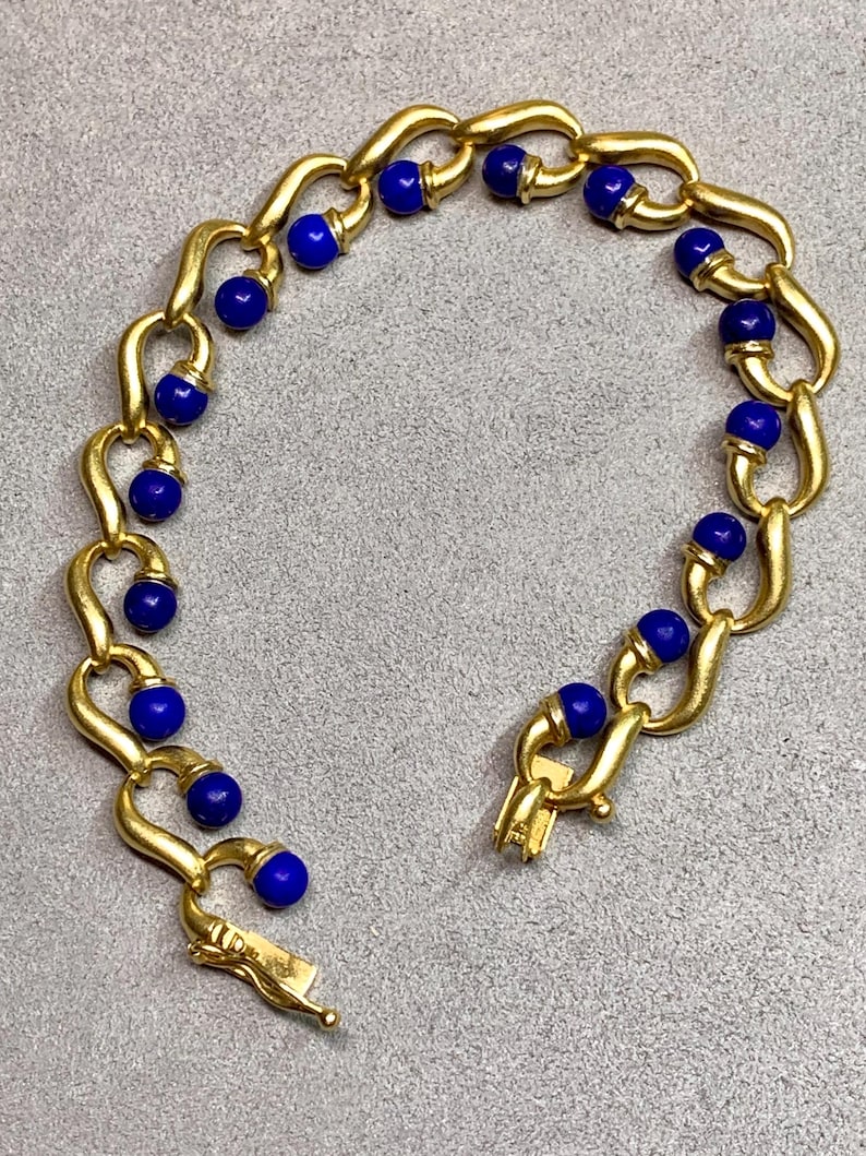 Vintage Textured 18K Yellow Gold Lapis Sphere Curved Link Bracelet 8 ...